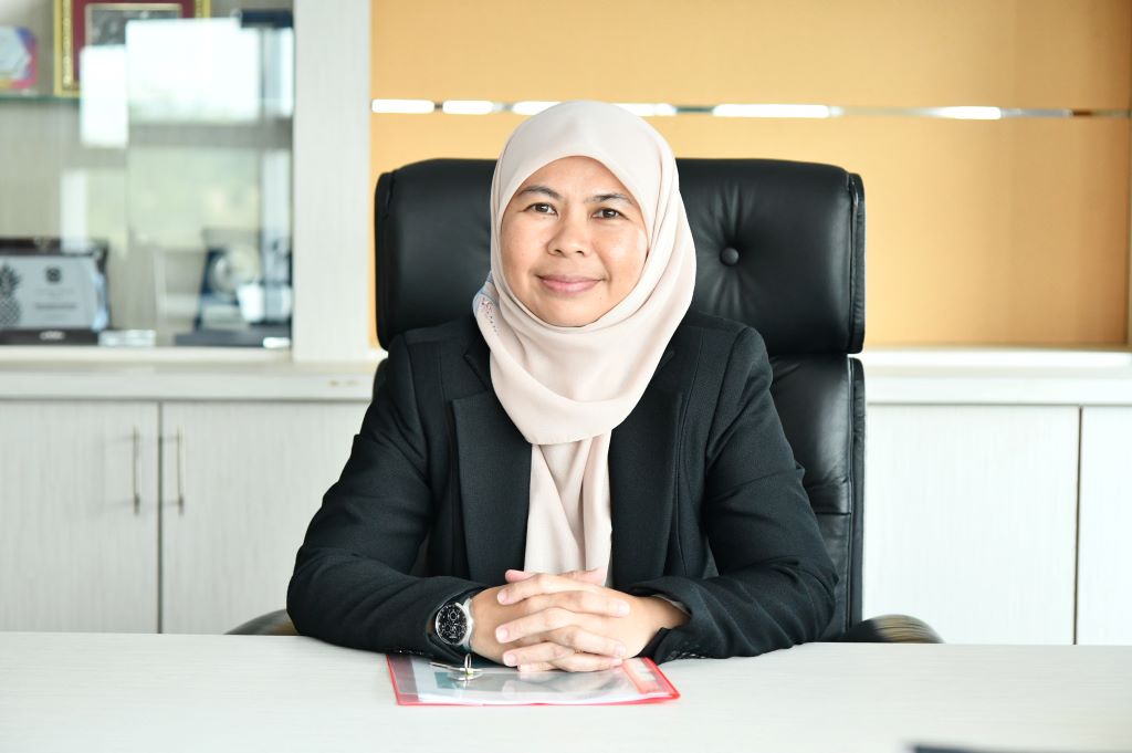 Profesor Ts. Dr. Aida Mustapha dilantik TNC (PI) UMPSA baharu | UMPSA News