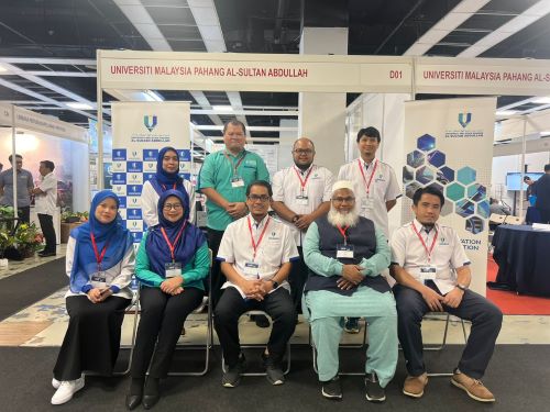 Associate Professor Dr. Mohd Mawardi uses LEDs to develop ...